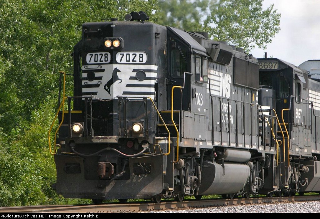 NS 7028